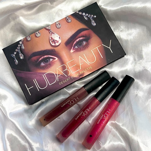 HUDA BEAUTY | Makeup | Bundle Huda Beauty Desert Dusk Palette Liquid ...